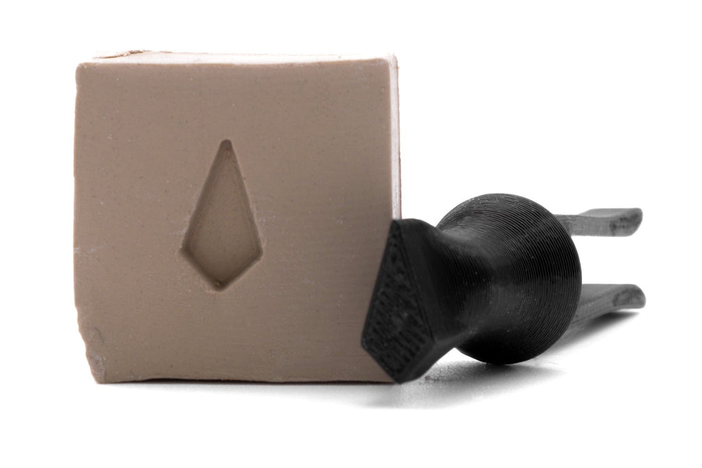 DiamondCore Clay Impression Stamp #27 – Sounding Stone